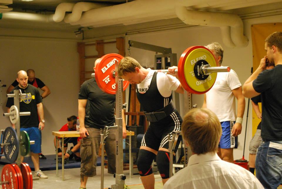 Introduktion till idrotten styrkelyft: Regler, klasser och utförande ...